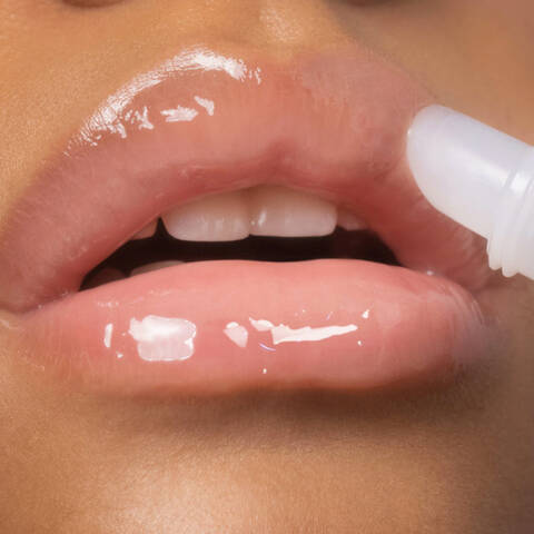 How to Get Glossy lips with Clear Lip Gloss - Lancôme